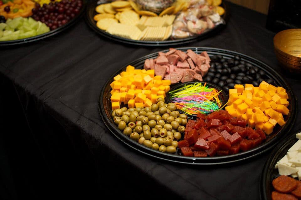 Picadera (Appetizer platters) serves 50 – Nana's Kitchen